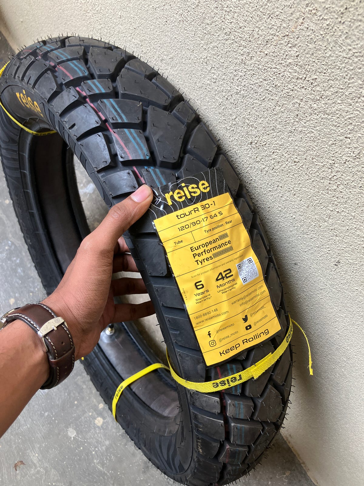 Reise Tour-R Tyre 🛞My thoughts. Hello all 😊 I am going to write my ...