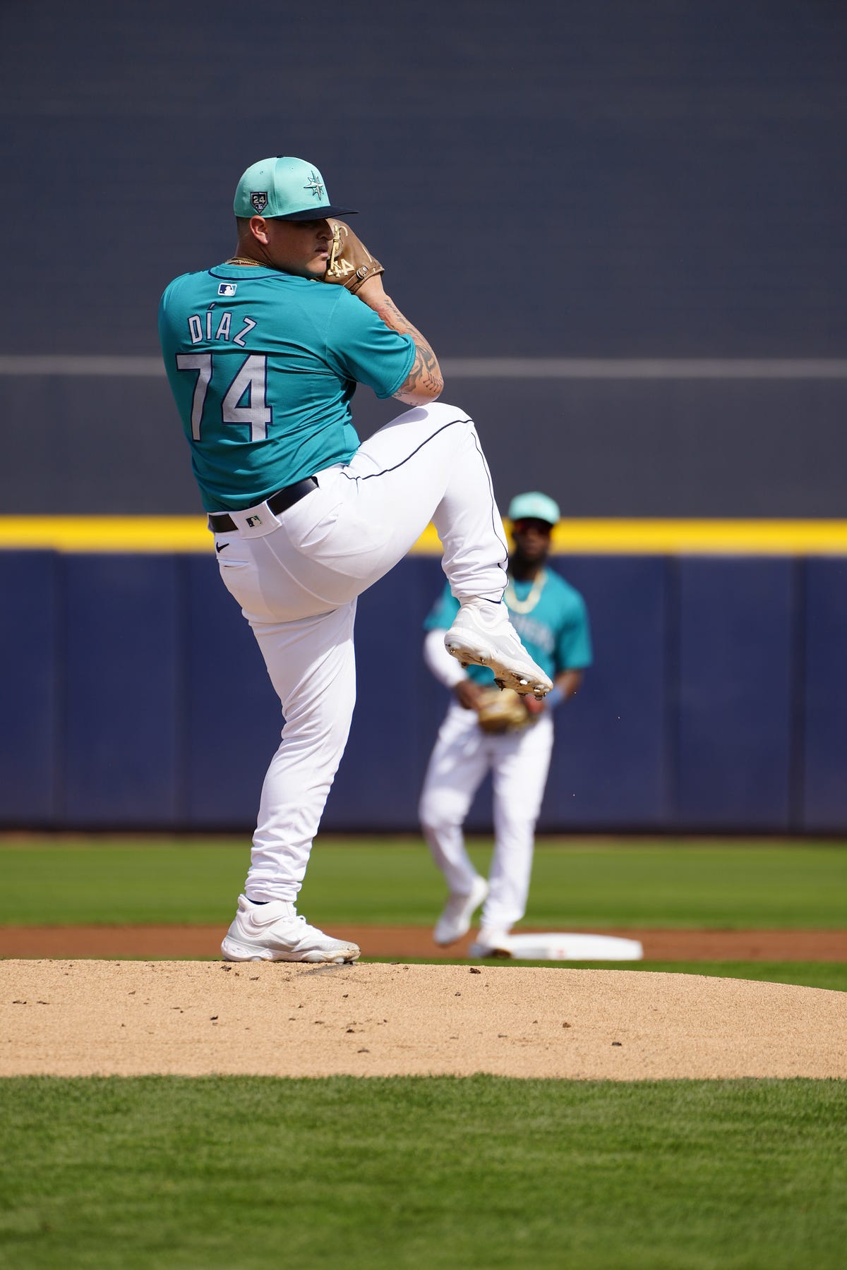 Mariners Recall LHP Jhonathan Díaz and RHP Eduard Bazardo from Triple-A ...