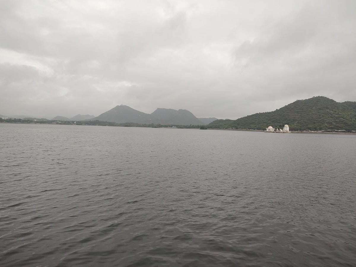 A BEAUTIFUL DAY AT THE FATEH SAGAR LAKE IN UDAIPUR TURNS TRAGIC (BASED ON A TRUE EVENT) | by ...