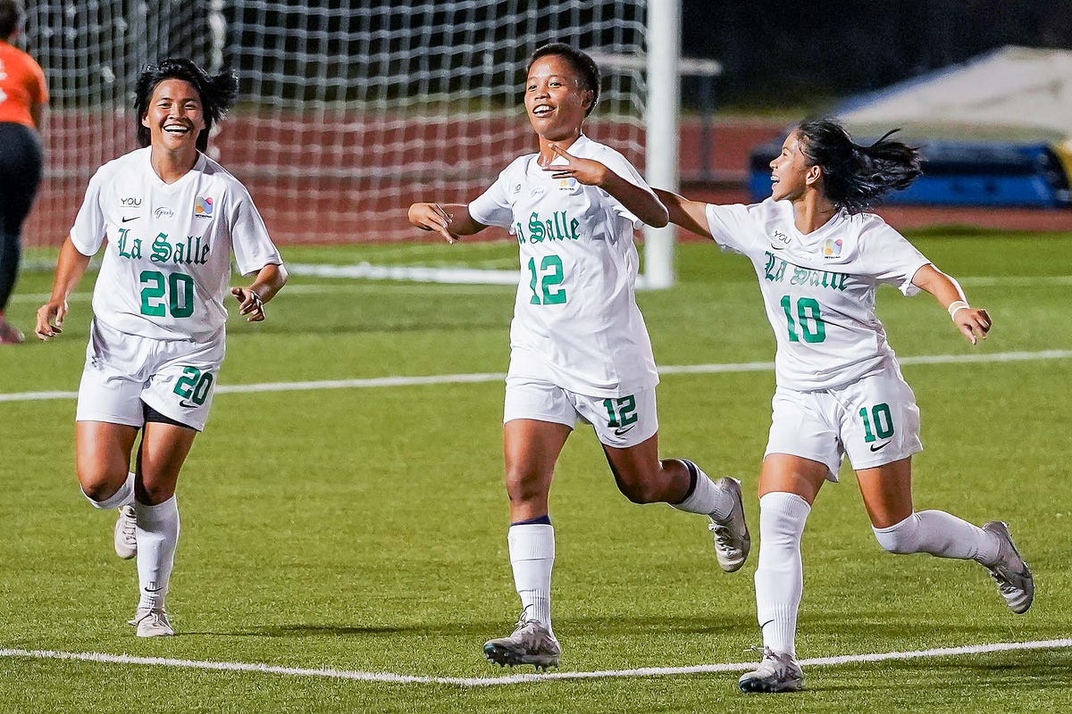 Lady Booters rain arrows on Ateneo for win #1 | by Juan Manuel Ramos ...