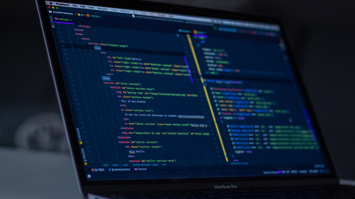 Best Programming Language For Smart Contracts | Nerd For Tech