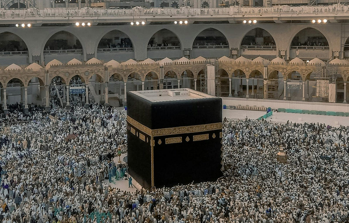 A Sacred Journey: Mecca is the Sanctuary of the Soul | by Ahmad Fuad ...