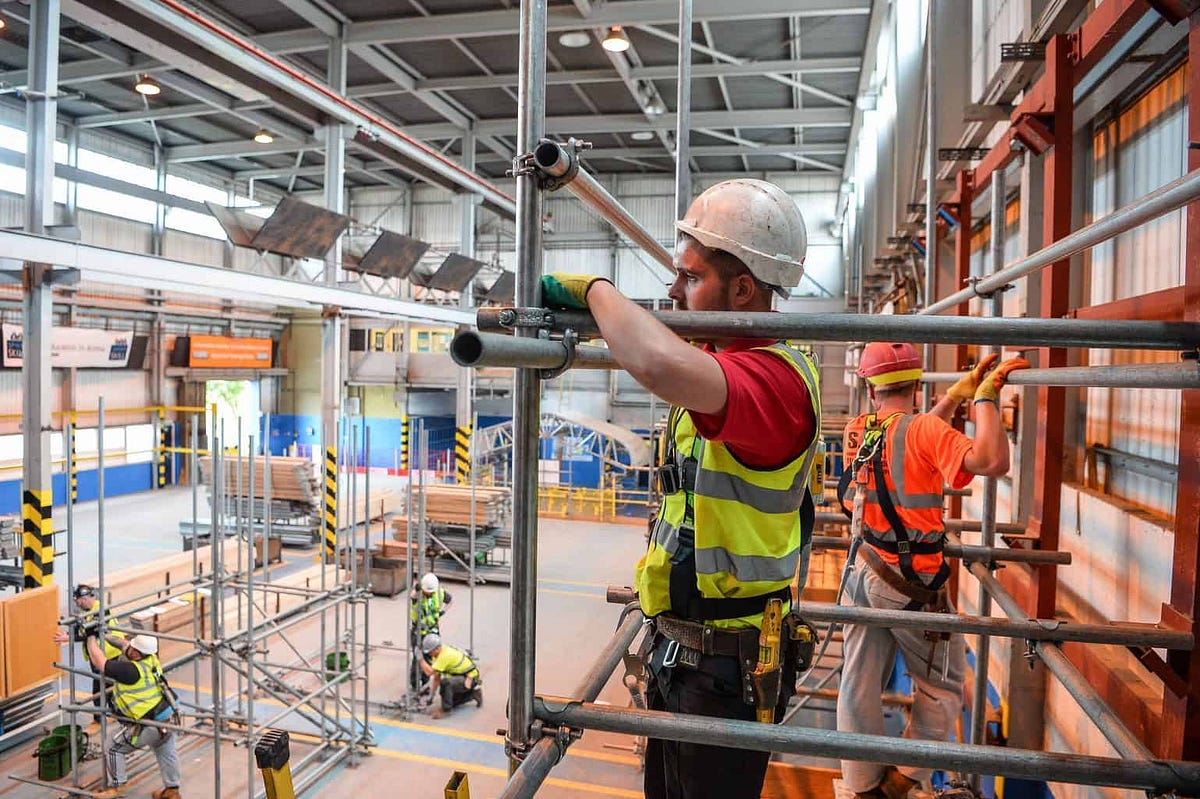 Scaffolding Jobs in Kent — How to Apply? | by ScaffMag | Medium