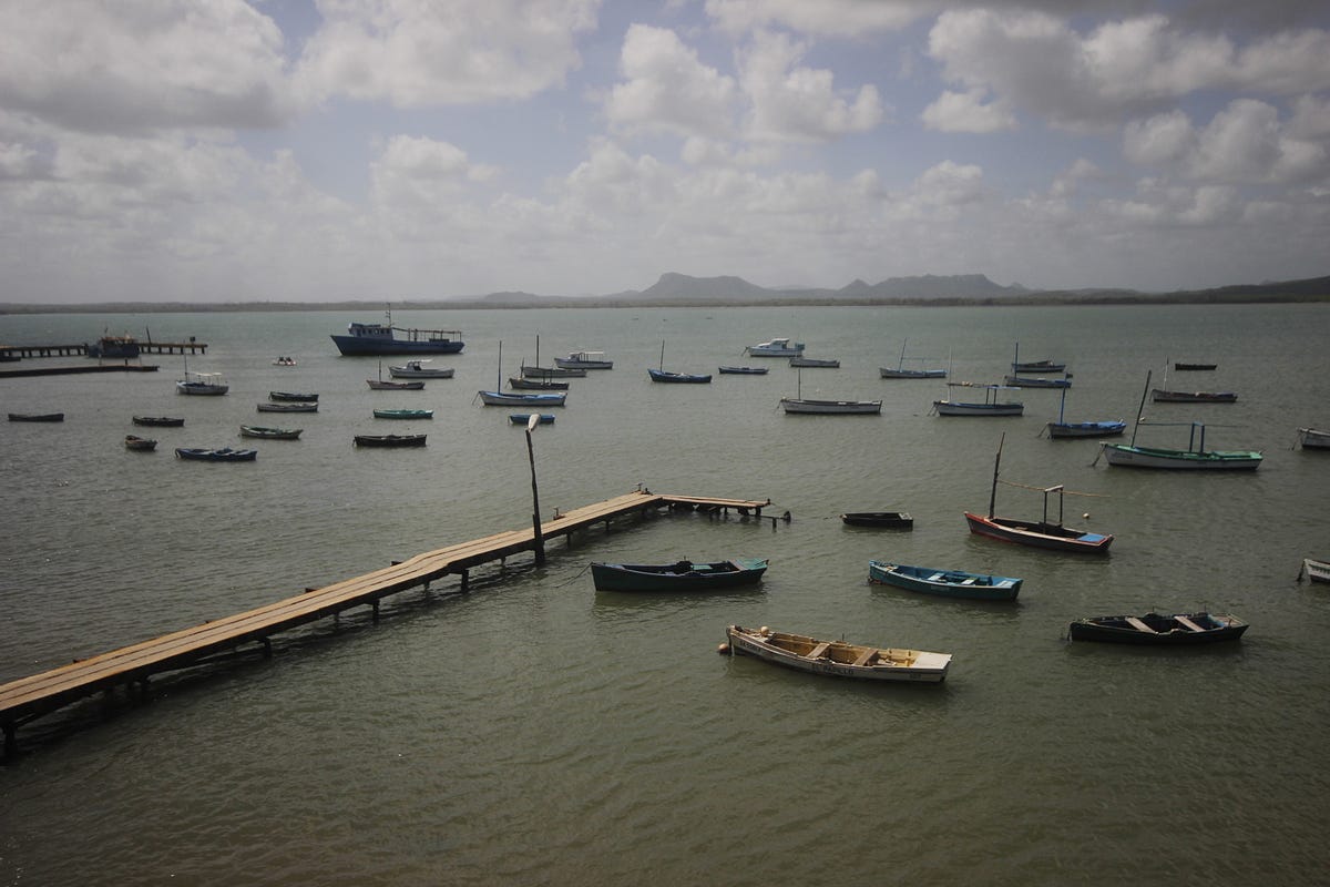 Un cuento para Gibara. “Las playas de Gibara, la verdad… no… | by El ...