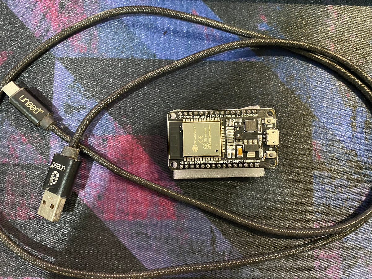 [Embedded Systems Project 1] My First ESP32 Project: LED Blink | by Rei Arriel Clyfton | Medium