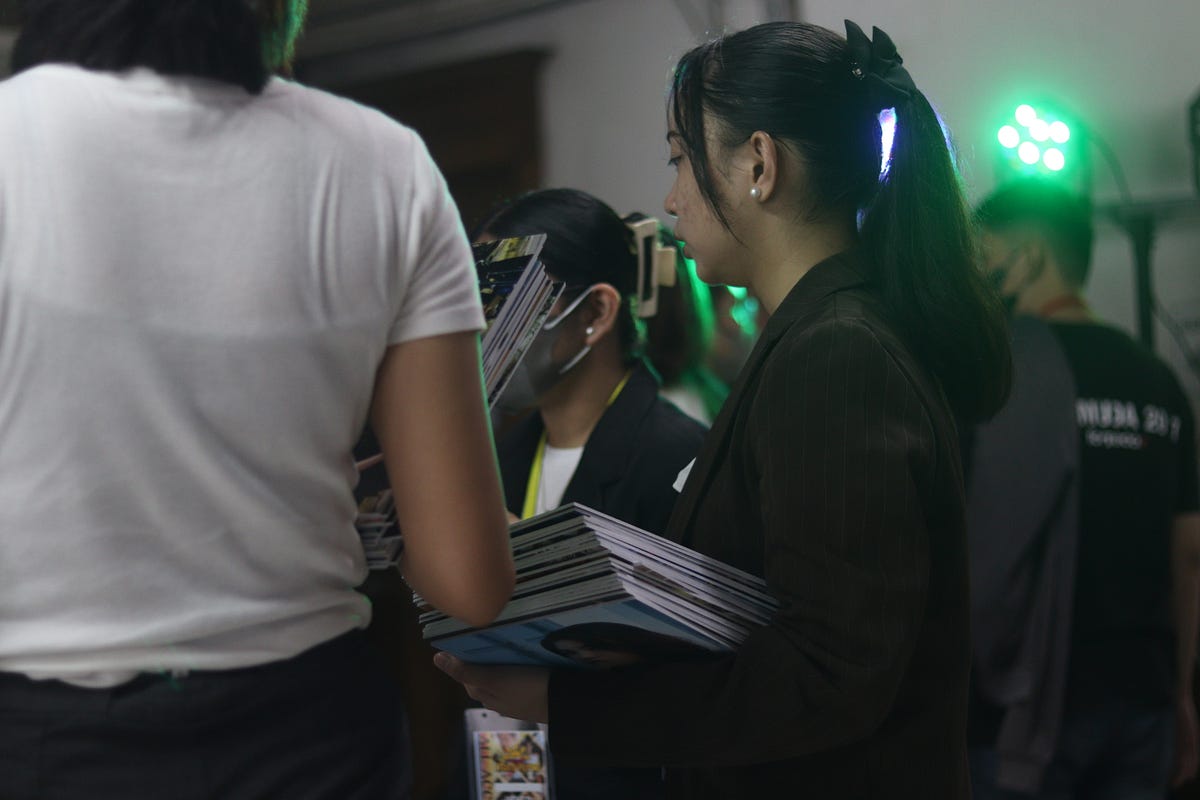 LITRATO FILIPINO: Reviving Cultural Consciousness through Lenses | by Sarah Angelyn Laguda | Medium