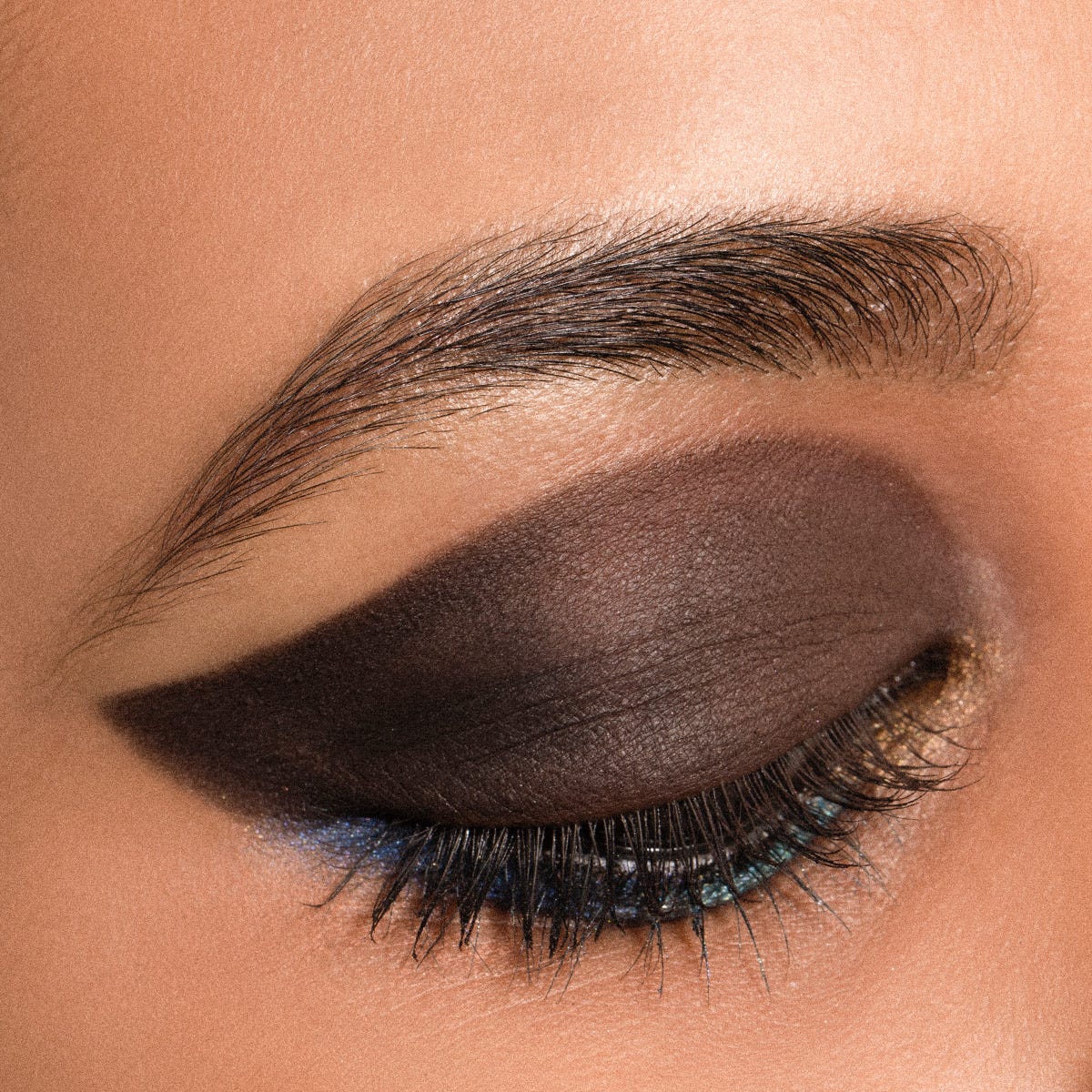 How to Create a Sultry Smoky Eye Look | by Dapper Denim | Medium
