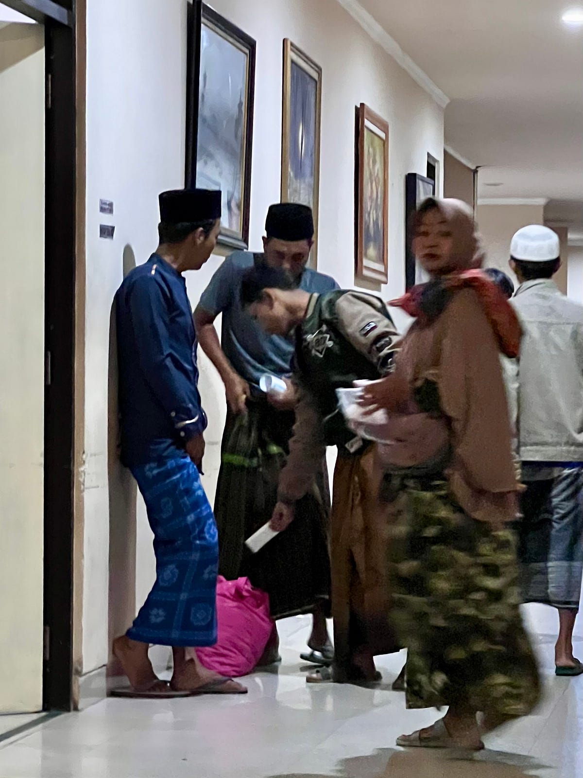 The romance of Madurese men (which is often overlooked by their women ...