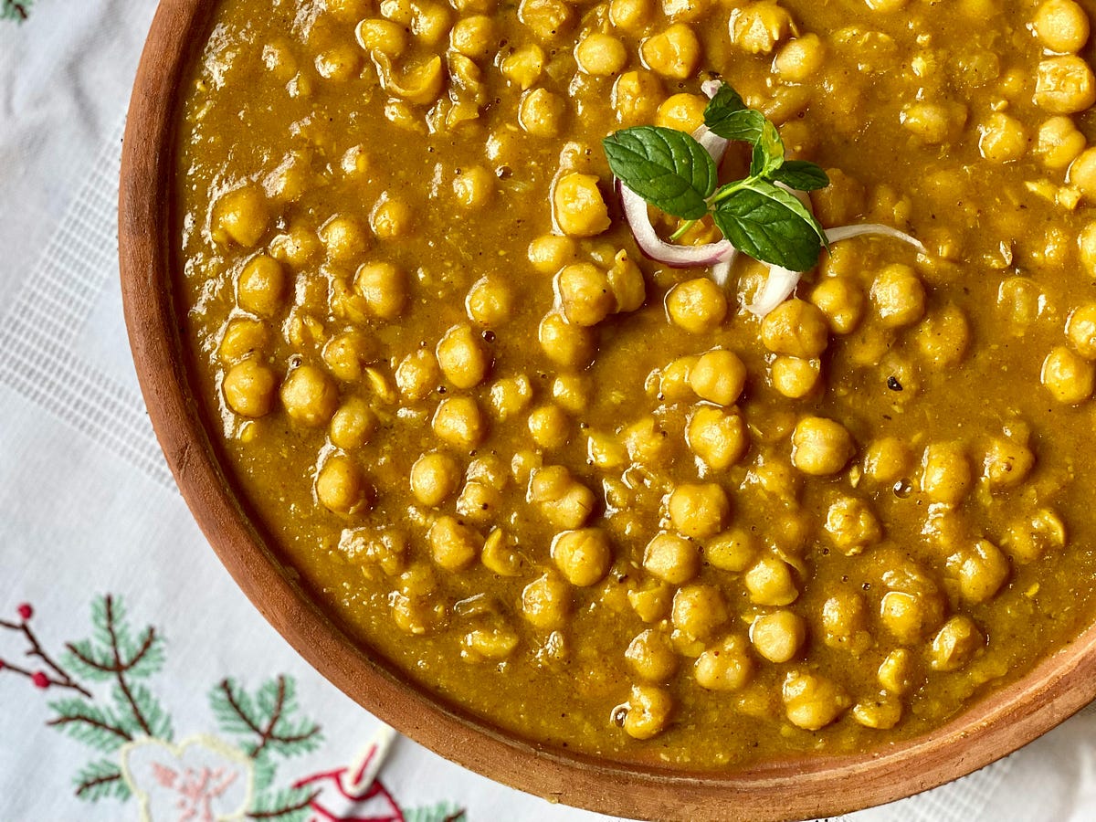 What Are the Differences Between Choles and Chana? | by Ruchi Chandel ...
