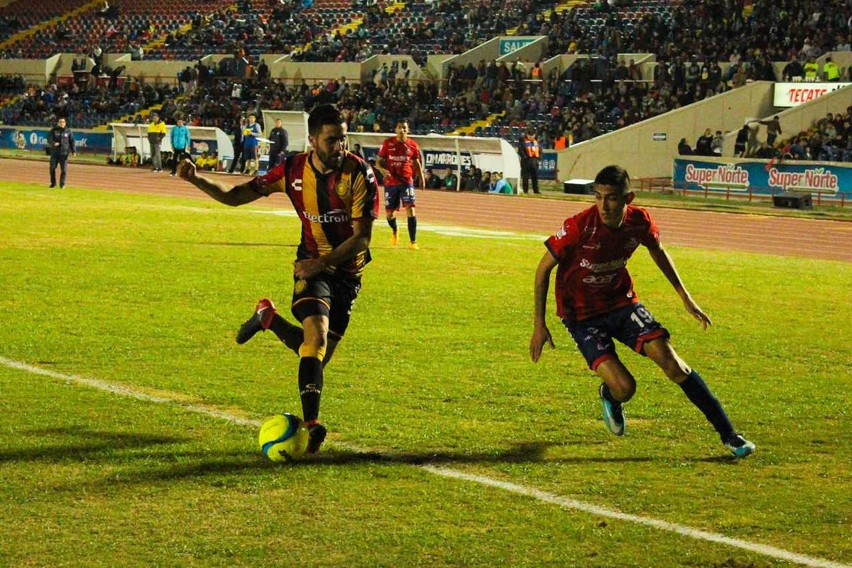 Leones Negros le empatan en 2 minutos a Cimarrones | by Paty Terán | Medium