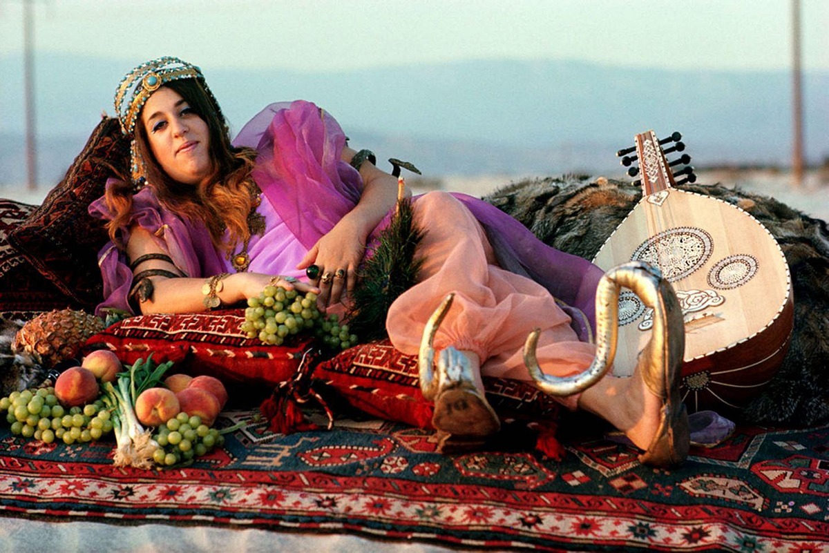 20 Cass Elliot Solo Songs You Should Know | by Caroline Anderson | Medium