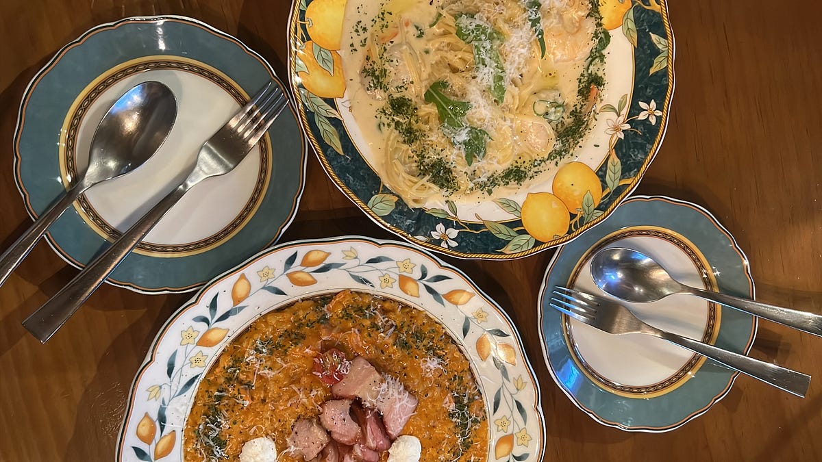 A food tour through Yeonnam-dong, Seoul, South Korea | by Jillian's ...