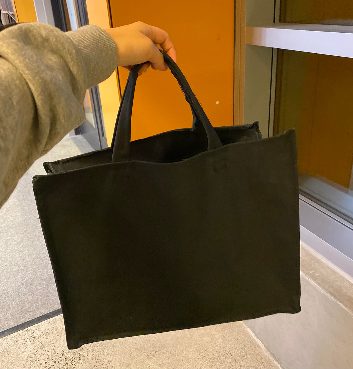 Soft Goods Construction Process: The ToTe Bag | by Yuming Tsang | Medium