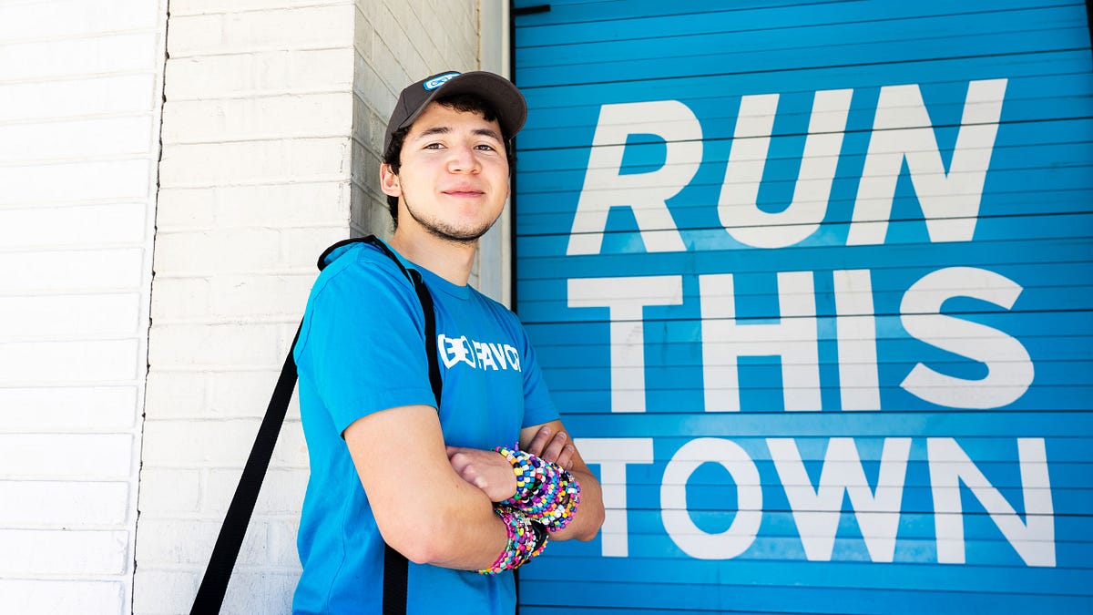 How Austin Runner Chris Hit 10,000 Favors | by Favor Delivery | The Rundown