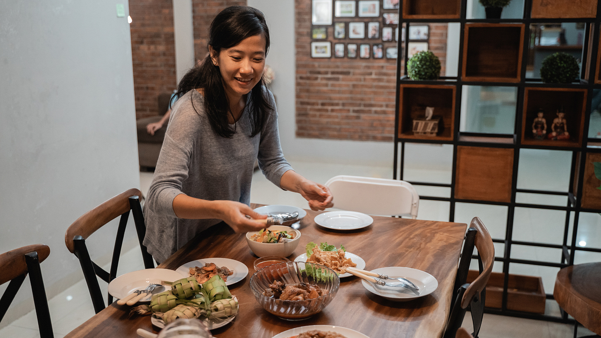 The ‘Tradwife’ Movement: Empowerment or a Step Backward for Women’s Rights? | by Rudy Malle, PhD ...