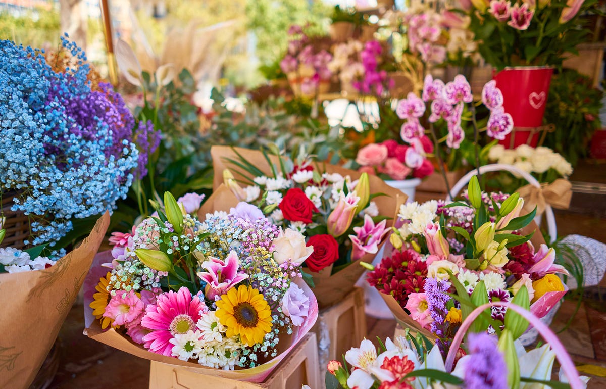 The Ultimate Guide to Same Day Rose Bouquet Delivery in Vasant Kunj ...
