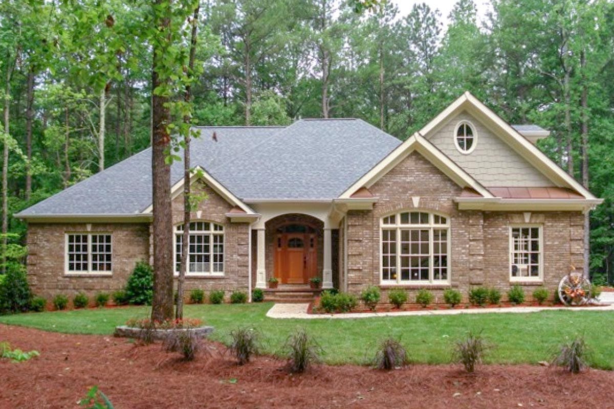Luxury Traditional Brick House Plans | by Dni Rubi | Medium