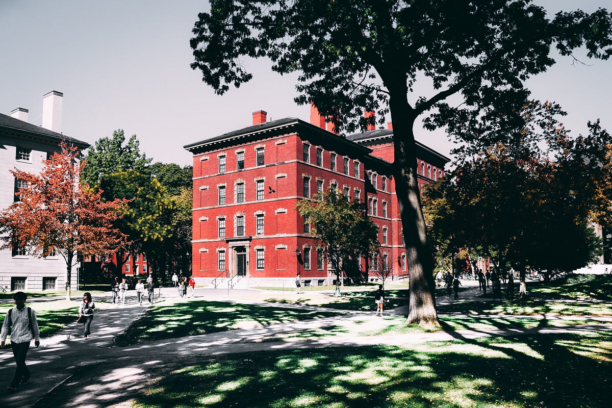 4 Advices for International Students While Selecting College | by ...