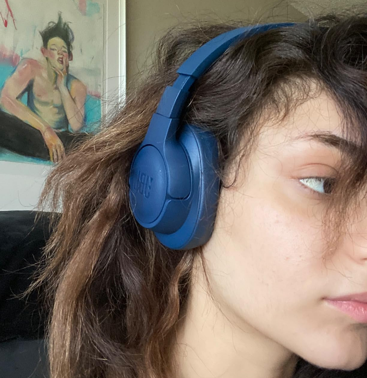 Best Wireless Bluetooth Headphones: JBL Tune 710BT Review | by Author | Medium