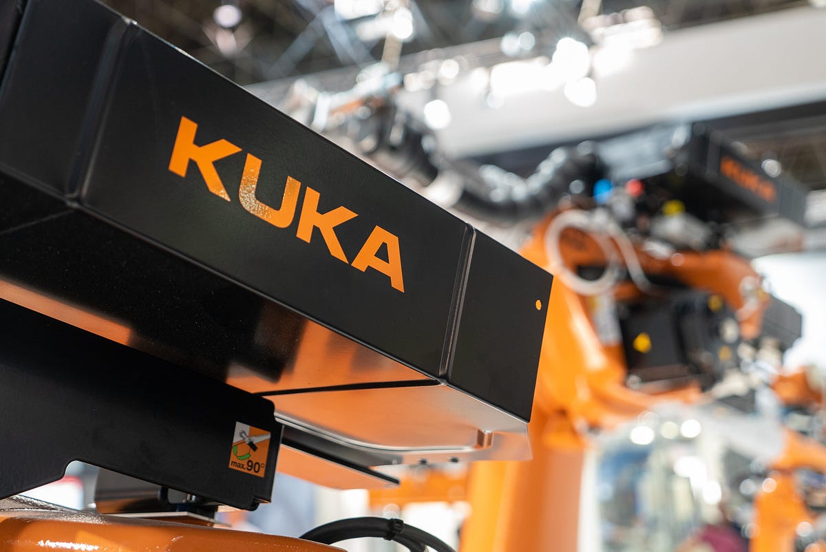 Robotics in Business: Everything Humans Need to Know | by Tharushi ...