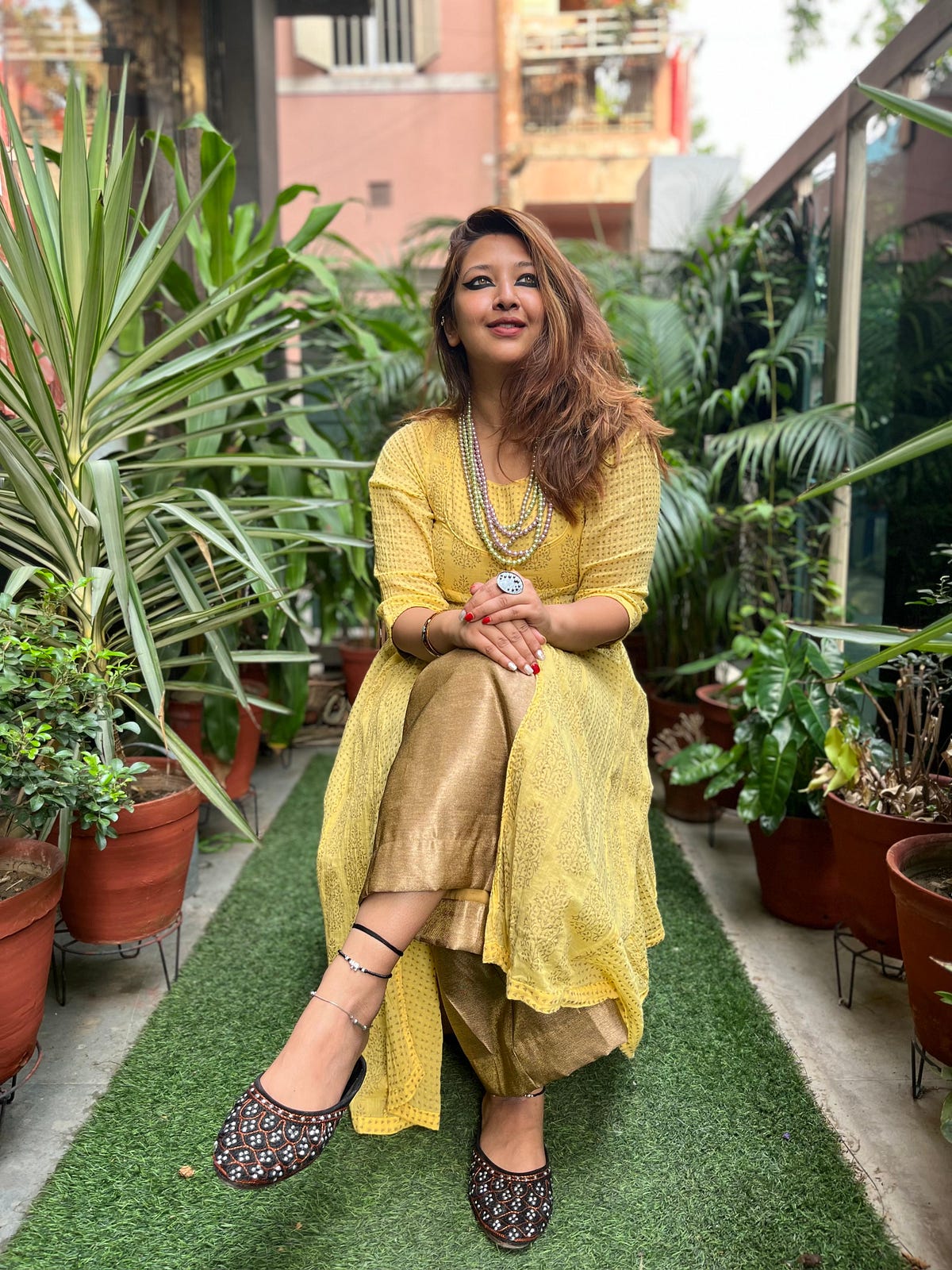 Get Ready with the Perfect Yellow Dress for Saraswati Puja | Medium