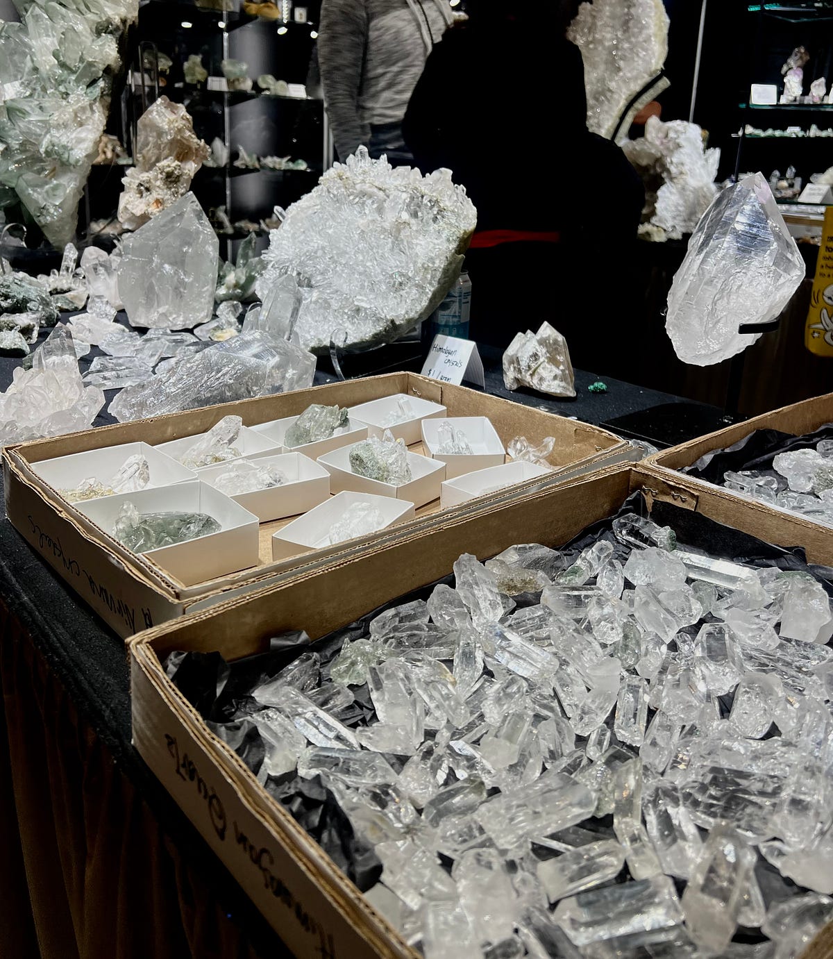 “People Are The Real Gem”: Longtime vendors reflect on Tucson’s gem ...