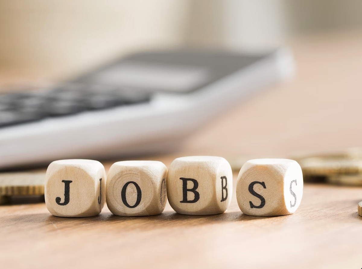 Navigating Candidate Attraction: The 5 Best Free Job Boards of 2023 ...