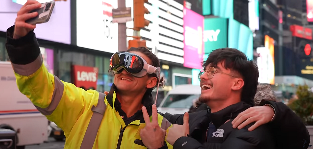 The Thing no one will say about Apple Vision Pro: Casey Neistat’s Key ...