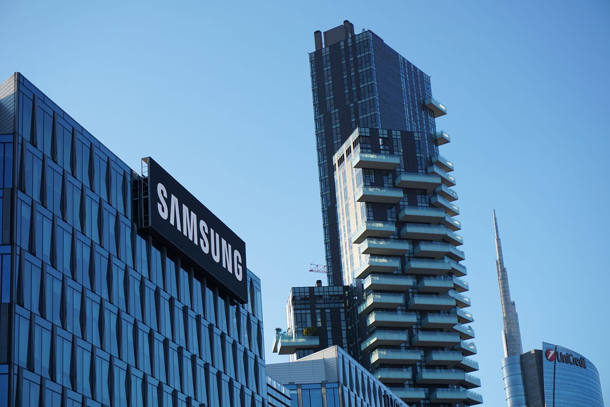 Samsung Embraces Titanium in Smartphones, Following Apple’s Lead | by ...