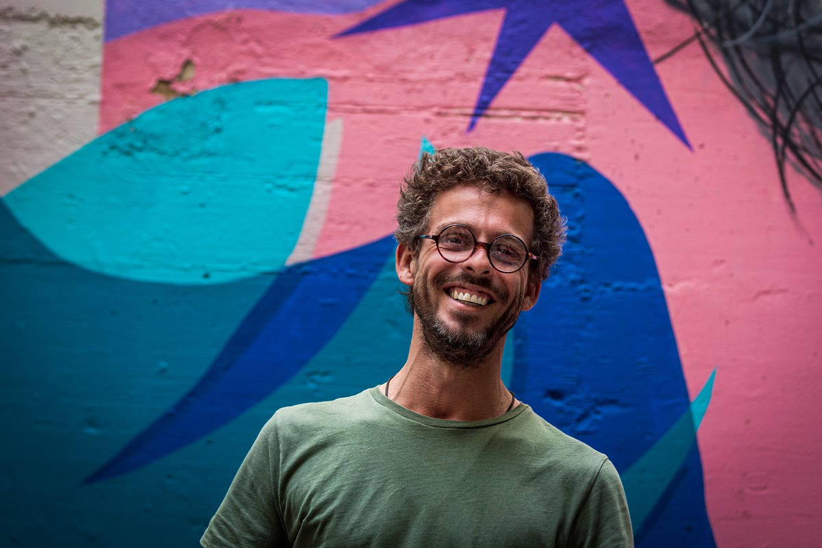How José Moura Lupi creates space by keeping his life light and simple ...