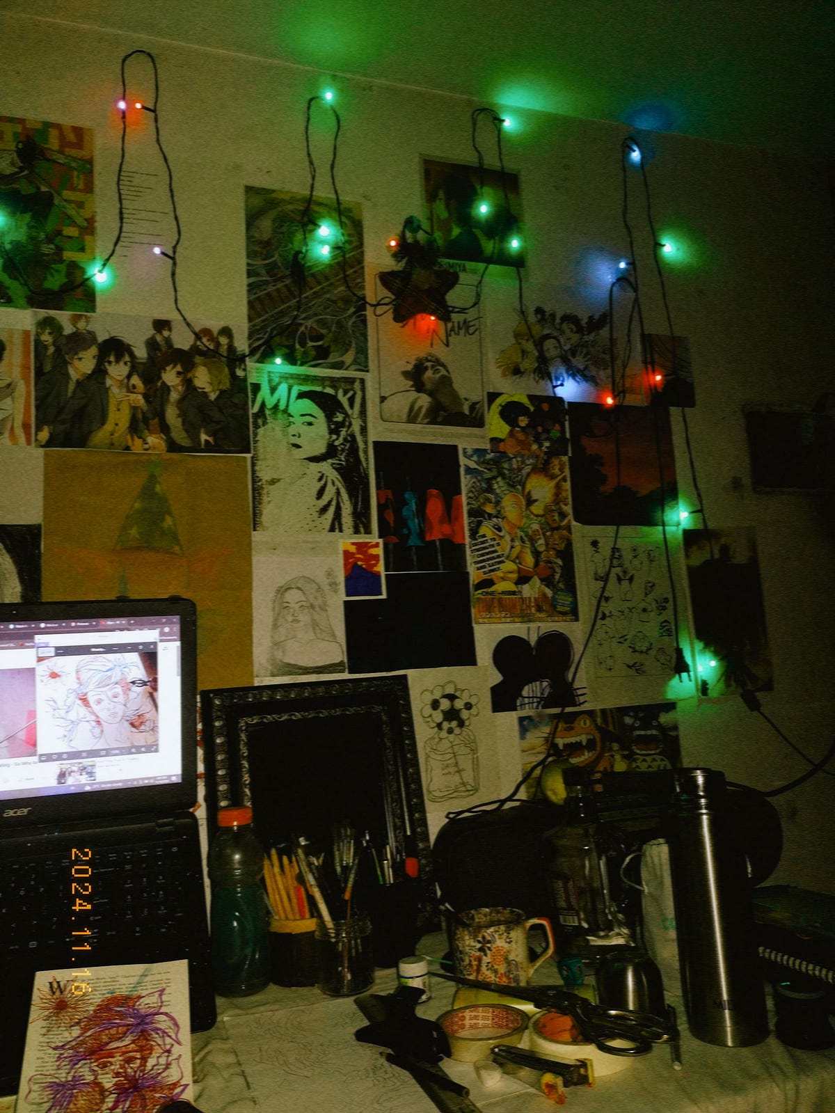 Girl mess... Is very demure 😏 Paintings and posters, and a screaming ...