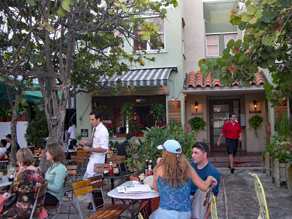 "Another Anniversary" ... Club Tramps | by Kenta Tsushima | Medium