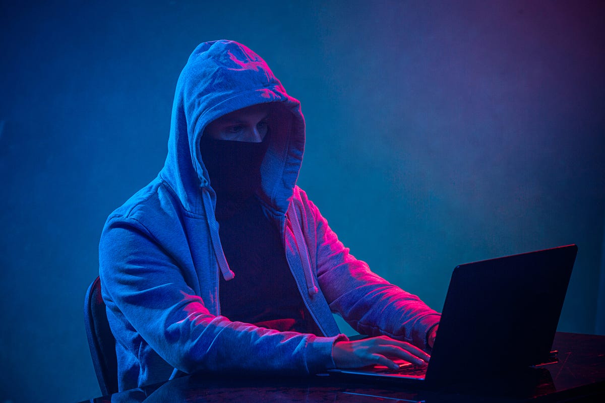 Why People Are Still Falling for the Nigerian Prince Scam in 2021 ...