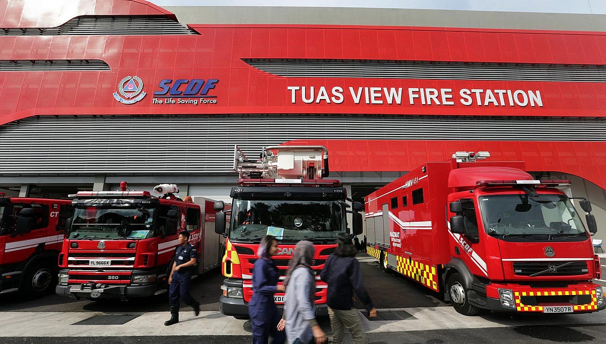 637367, 130 Tuas South Ave 3, Tuas View Fire Station | by Virtual City ...