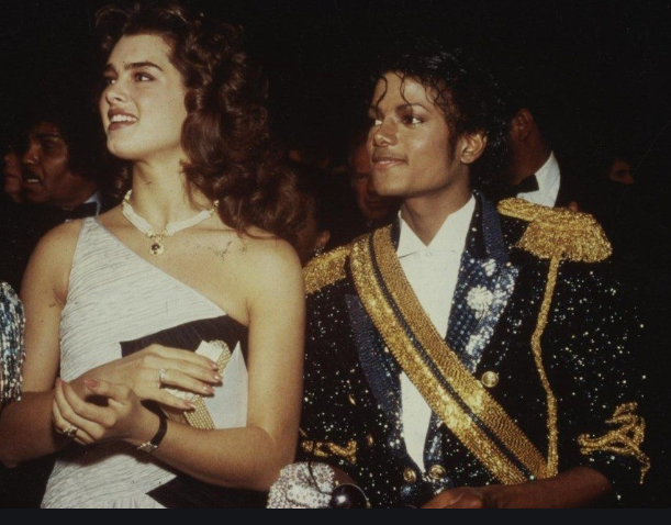 Michael Jackson And Brooke Shields Kissing