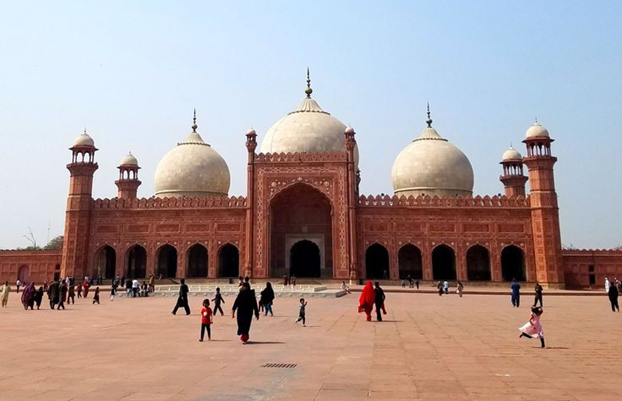 Badshahi Mosque Museum