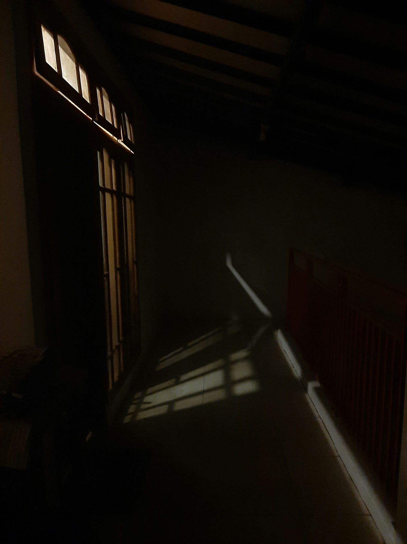 Kejahatan yang Mengerikan. Saya belum pernah membaca… | by Almira Nad | Medium