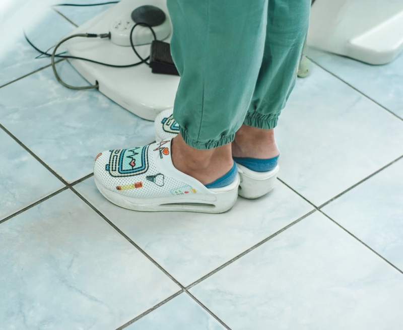 Sanita Clogs Australia: The Best Shoes for Hospital Workers - Wellness ...