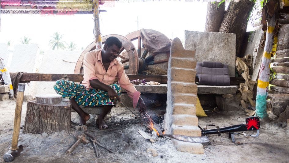“Utility in a Box” — a mini-grid solution for scaling last-mile ...