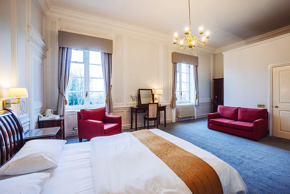Efficient conference rooms leads to business success | by Unite Esher ...