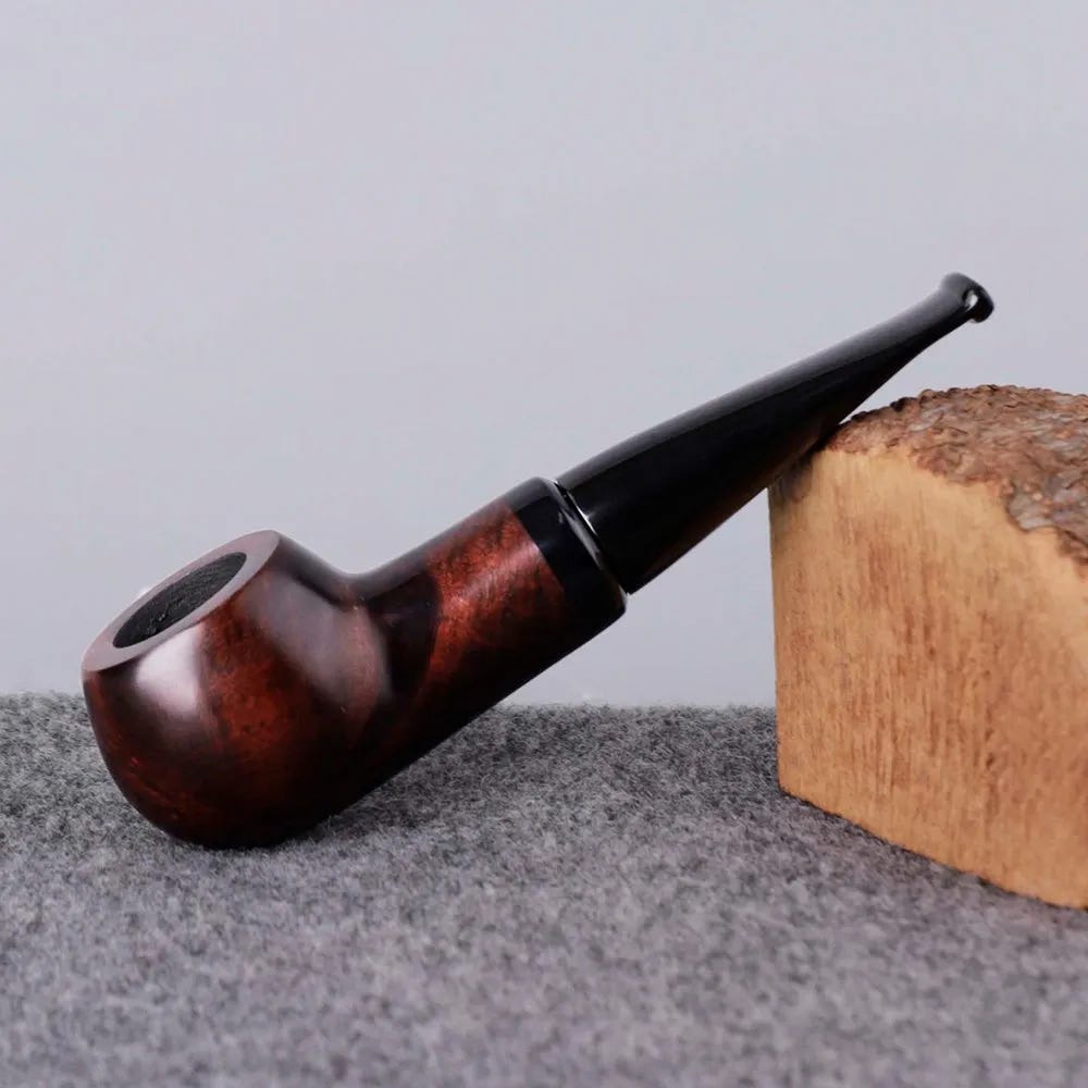 Compact German Tobacco Pipe | by XIAOXIONGfdj | Medium