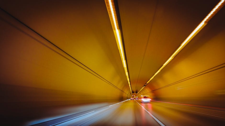 Event-Driven Architecture: Implementing Pub/Sub with Kafka | by Chloe | Medium