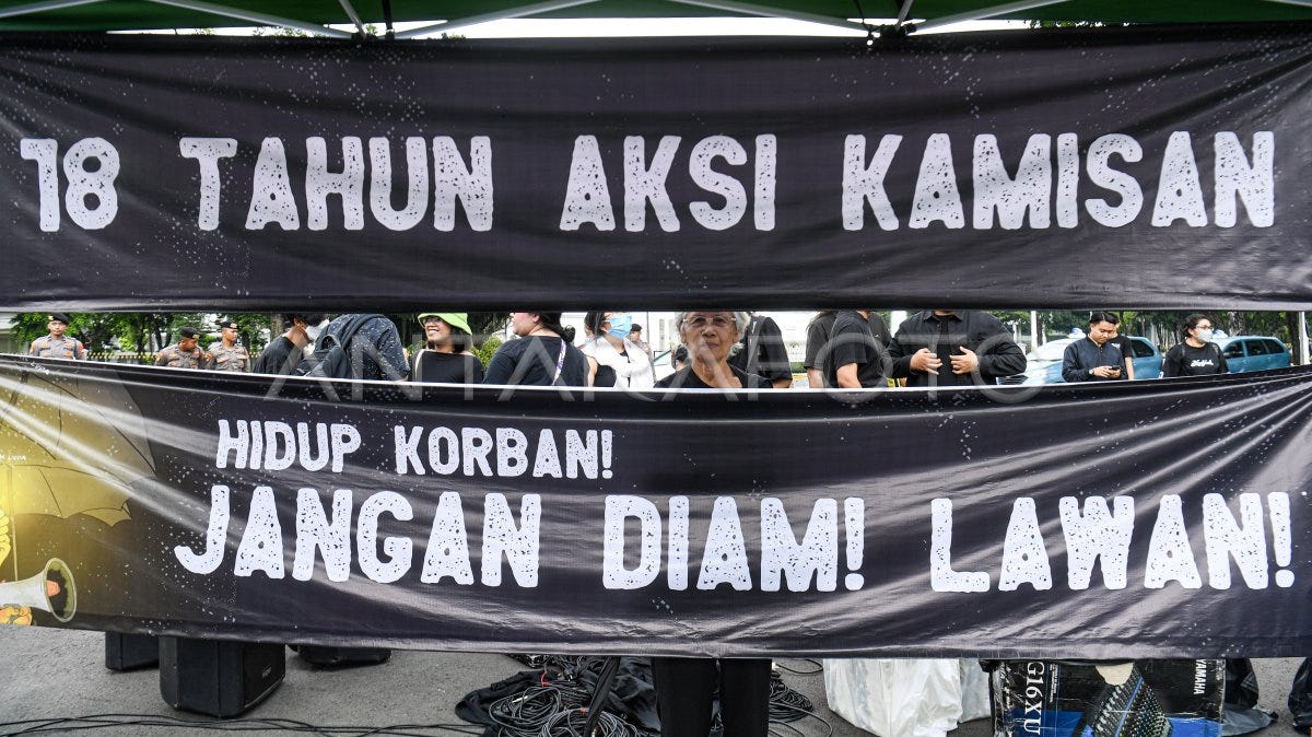 Viva La Resistance. Mereka kerap berkoar atas nama rakyat… | by Desy Safitri | Feb, 2025 | Medium