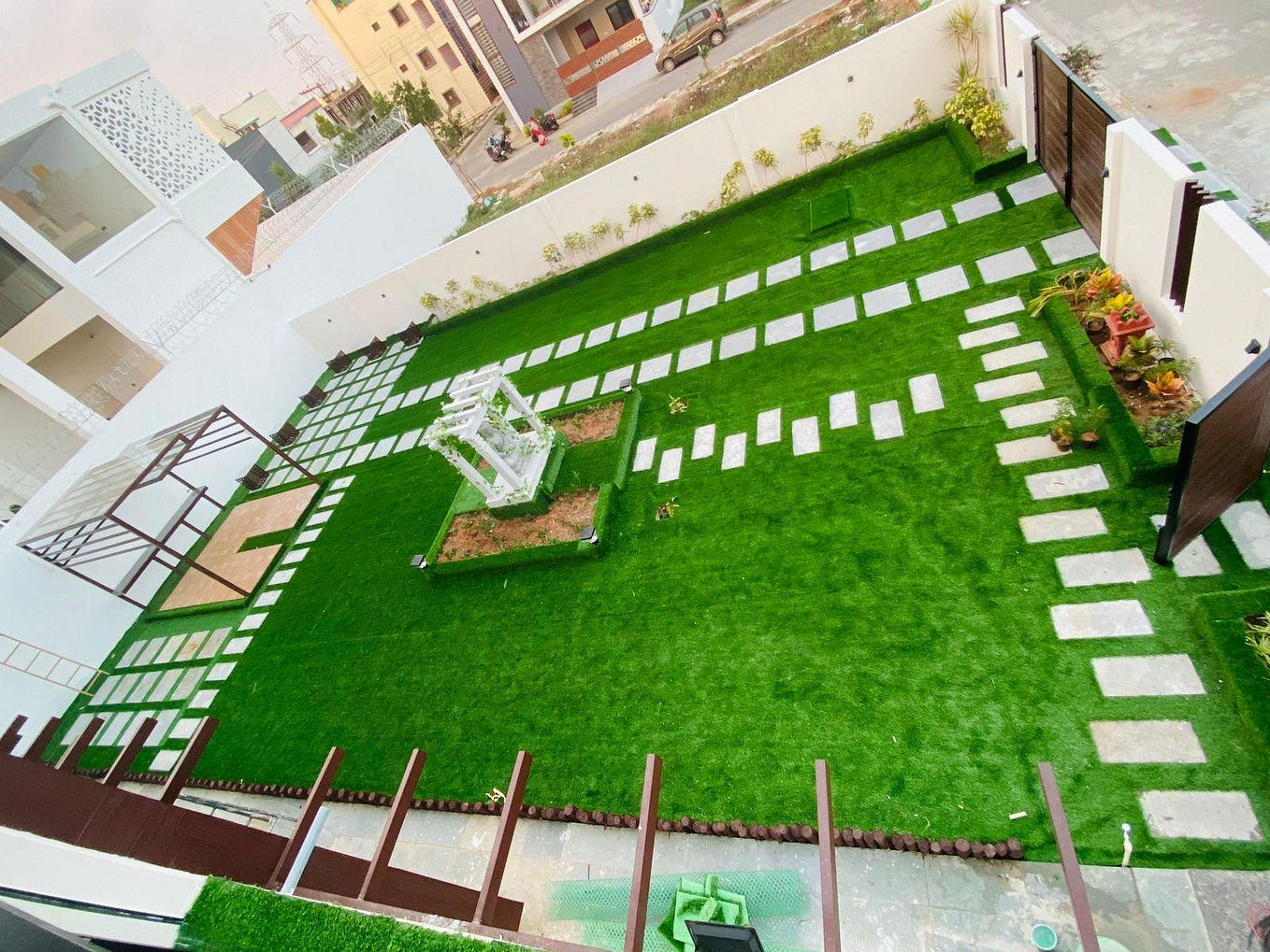 2024’s Most Impressive Artificial Vertical Garden Projects by ...