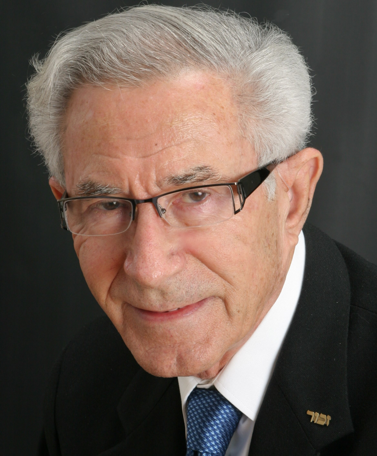 Rising Star Trisha Code On The Five Things You Need To Shine In The Entertainment Industry | by ...