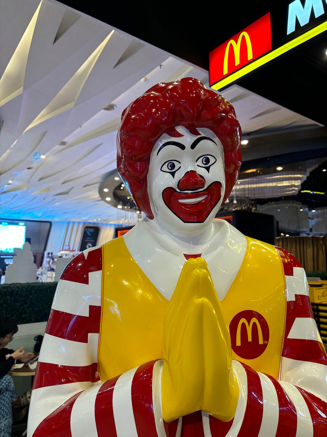 Why Koreans Are Obsessed With Shopping On Their Trips? | by Yuni | Medium