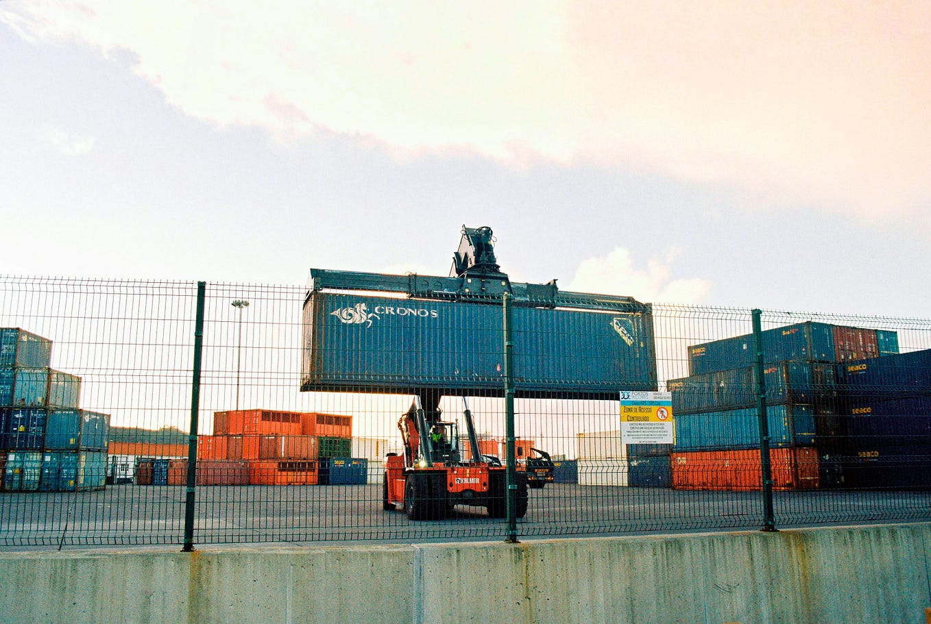Understanding Docker Compose Linking Docker Containers With Links