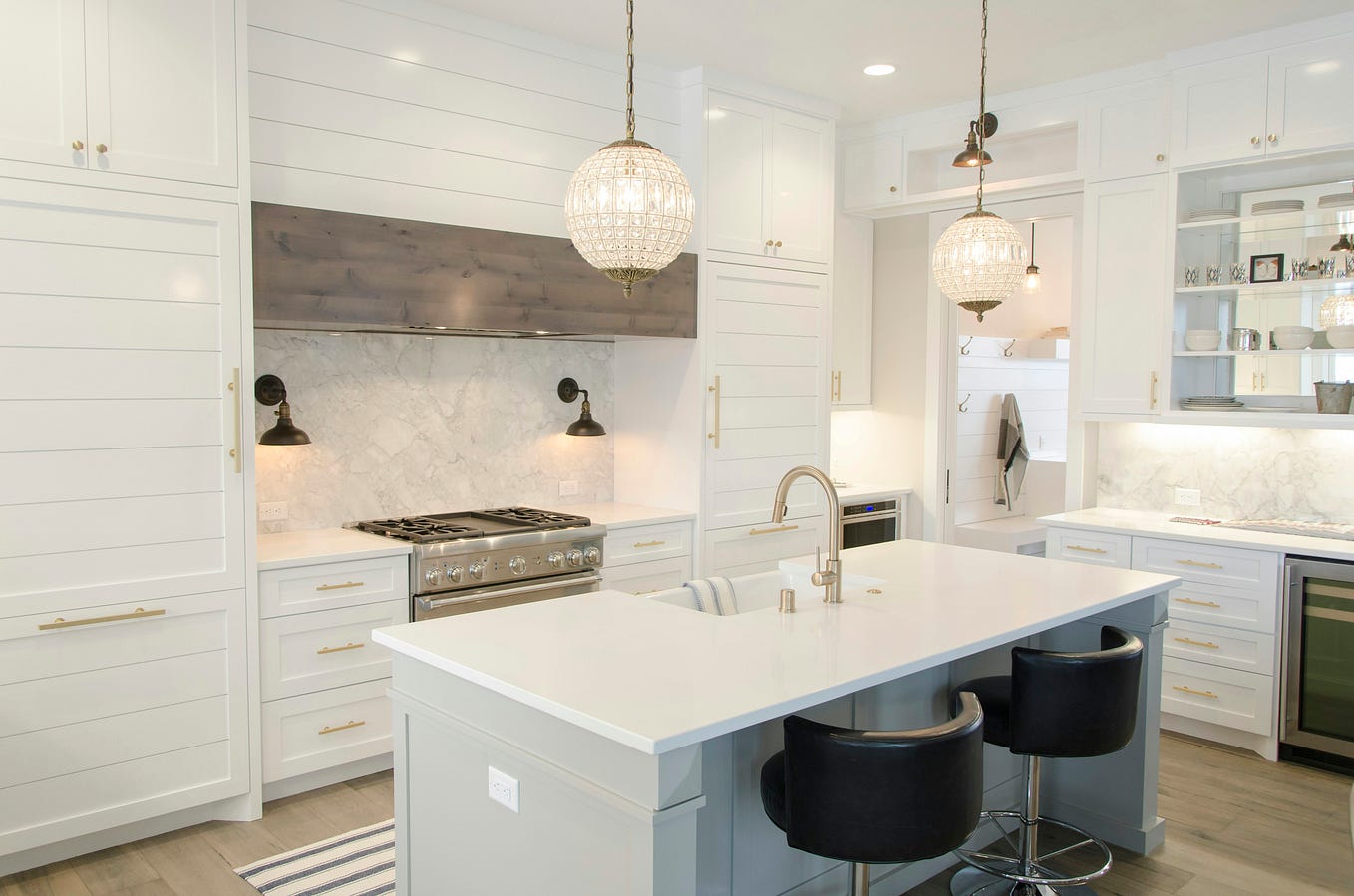 5 Must-Have Small Kitchen Ideas for a Timeless Look You’ll Love | by ...