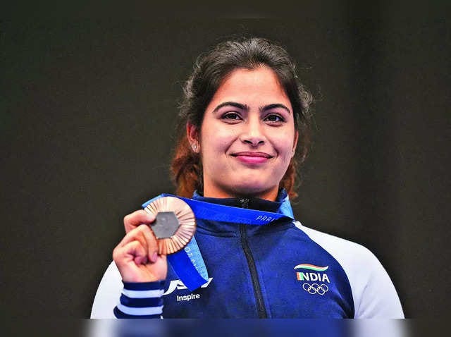 Indian Wrestler Vinesh Phogat Retires After Disqualification from Paris ...