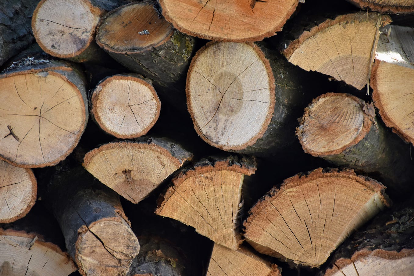 Distributed Computing in Microservices: CAP Theorem | by Orhan Burak Bozan | kloia